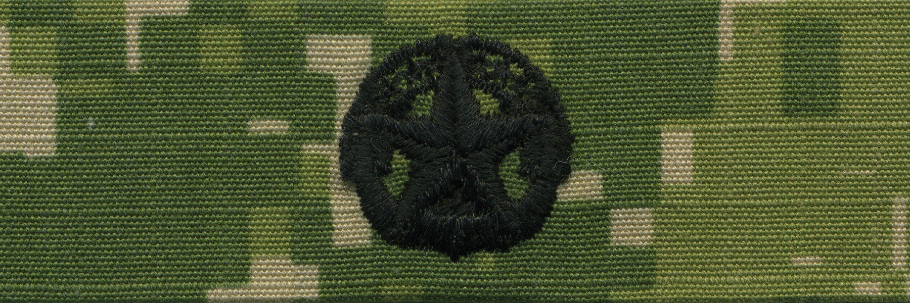 Navy Embroidered Badge: Command At Sea - Woodland Digital