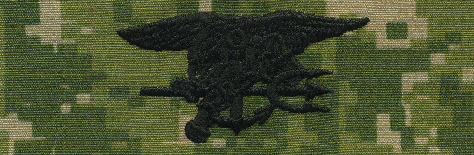 Navy Embroidered Badge: Special Warfare - Woodland Digital