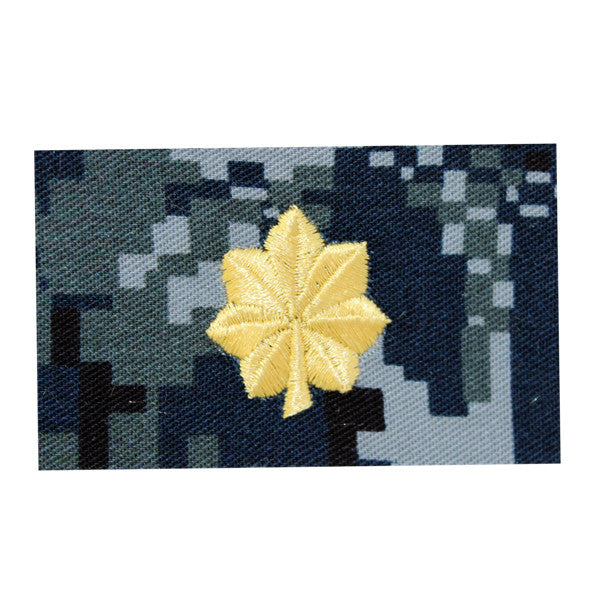 Lieutenant Commander (LCDR) Collar Device on Type I Blue Digital Embro